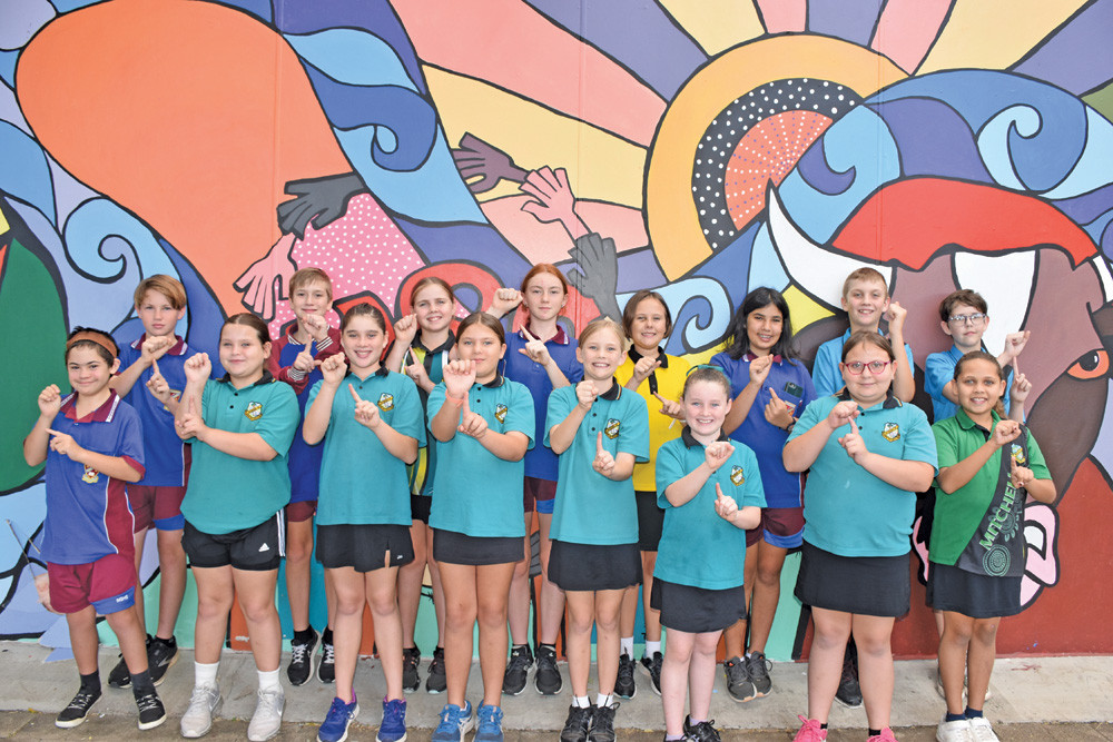Students prepare to sing and sign | The Express Newspaper Mareeba ...