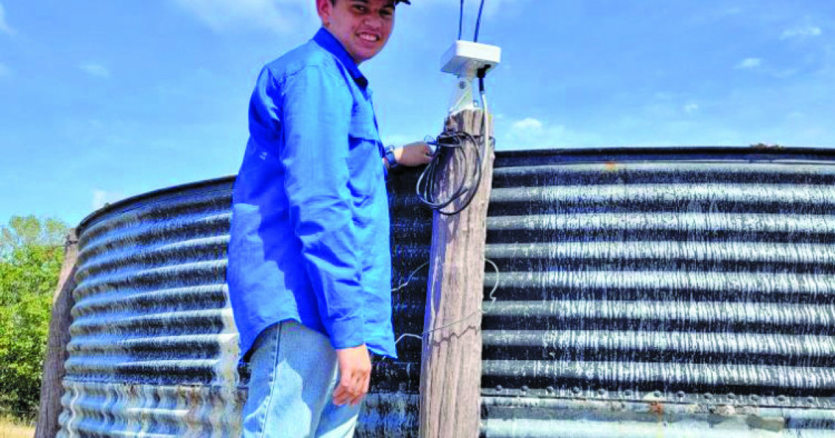 High flying Mareeba student takes on Aeronautics | The Express ...