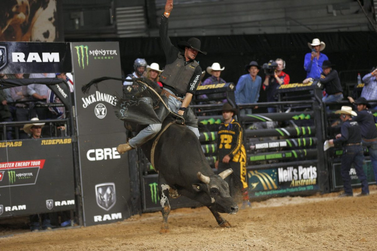 Monster bull riding tour makes second appearance | The Express ...
